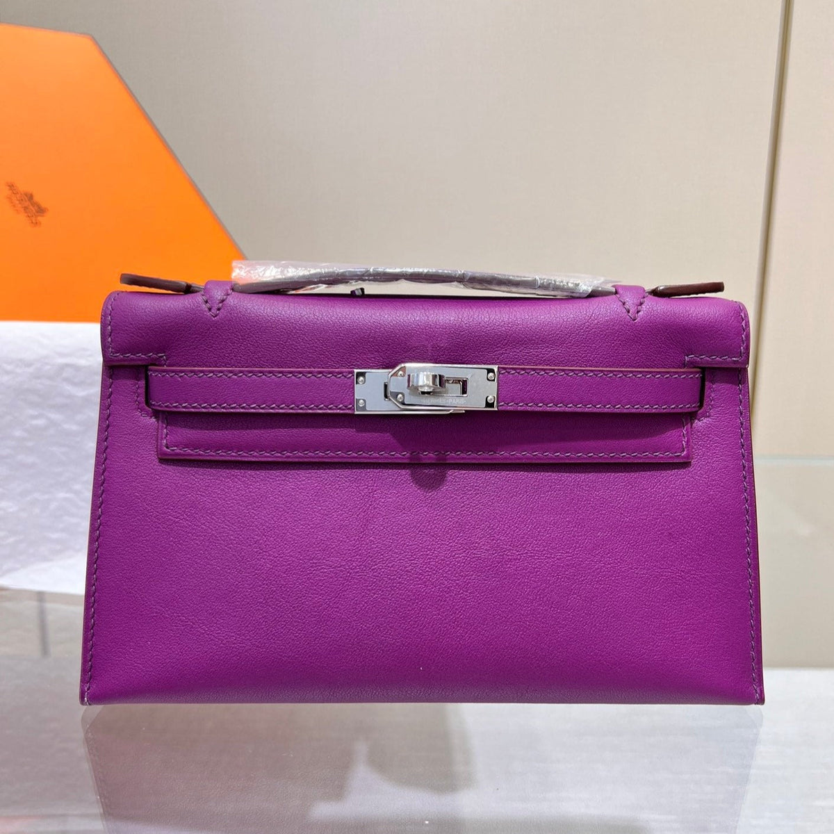 HM KELLY POCHETTE 22CM PURPLE SWIFT SILVER HARDWARE – Meejuri