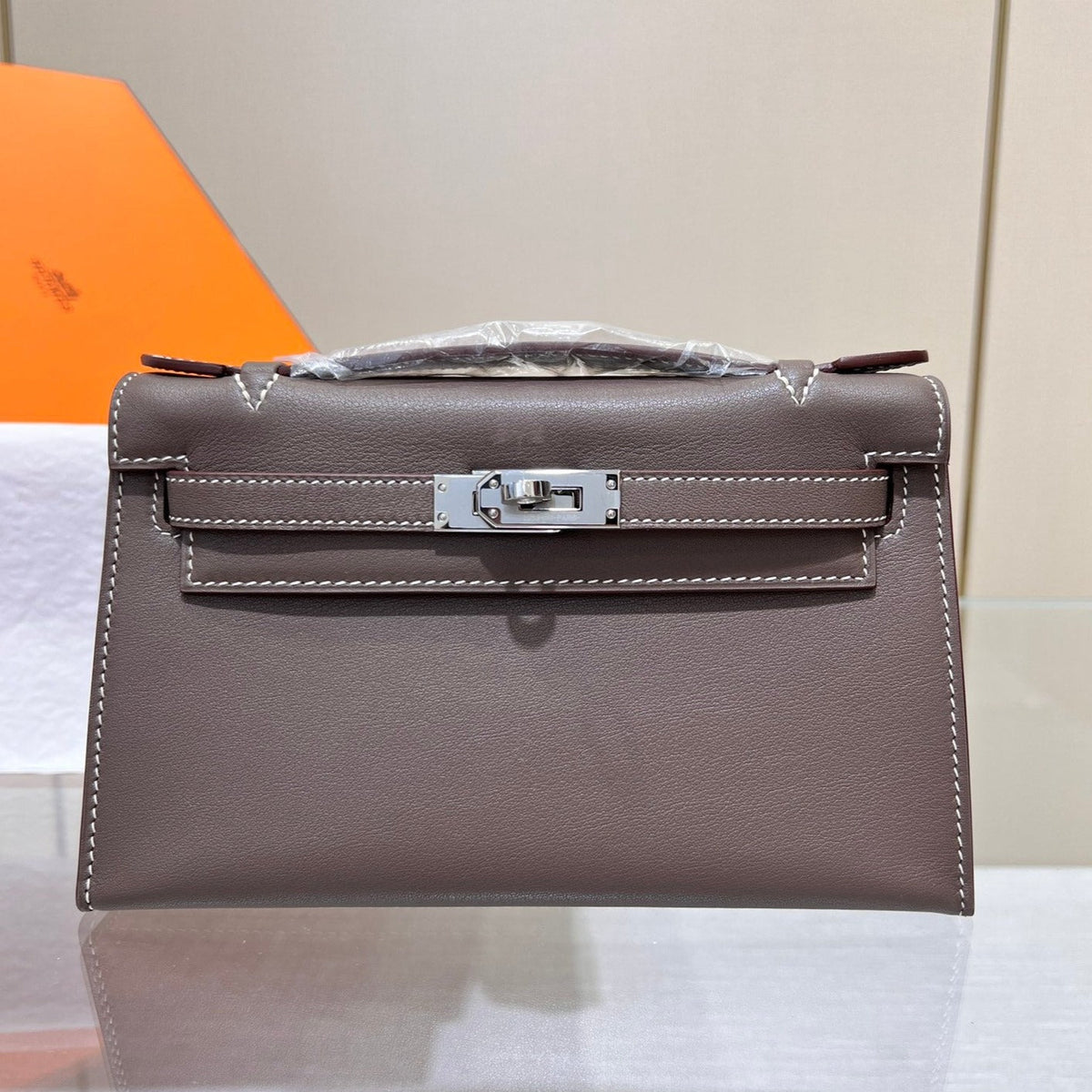HM KELLY POCHETTE 22CM ETAN SWIFT SILVER HARDWARE – Meejuri