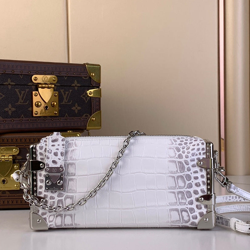 SLIM TRUNK 23 IN WHITE CROCODILE PATTERN CALFSKIN SILVER HARDWARE – Meejuri