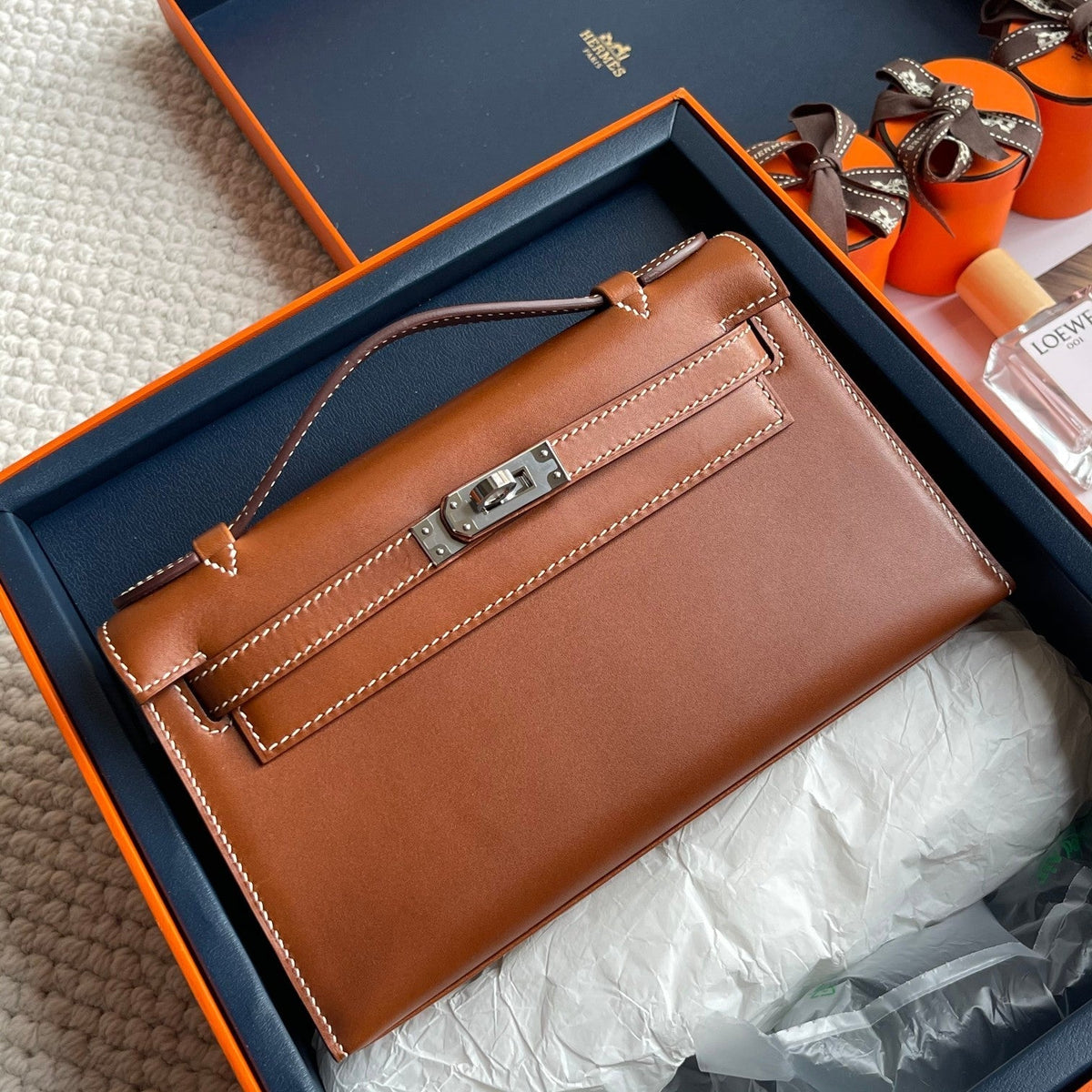 HM Kelly Pochette 22cm Dark Brown Swift Silver Hardware – Meejuri