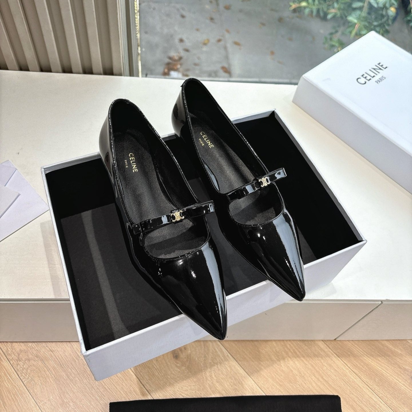 CELINE Ballet Flats Black Patent Leather 285943 – Kal Recovery