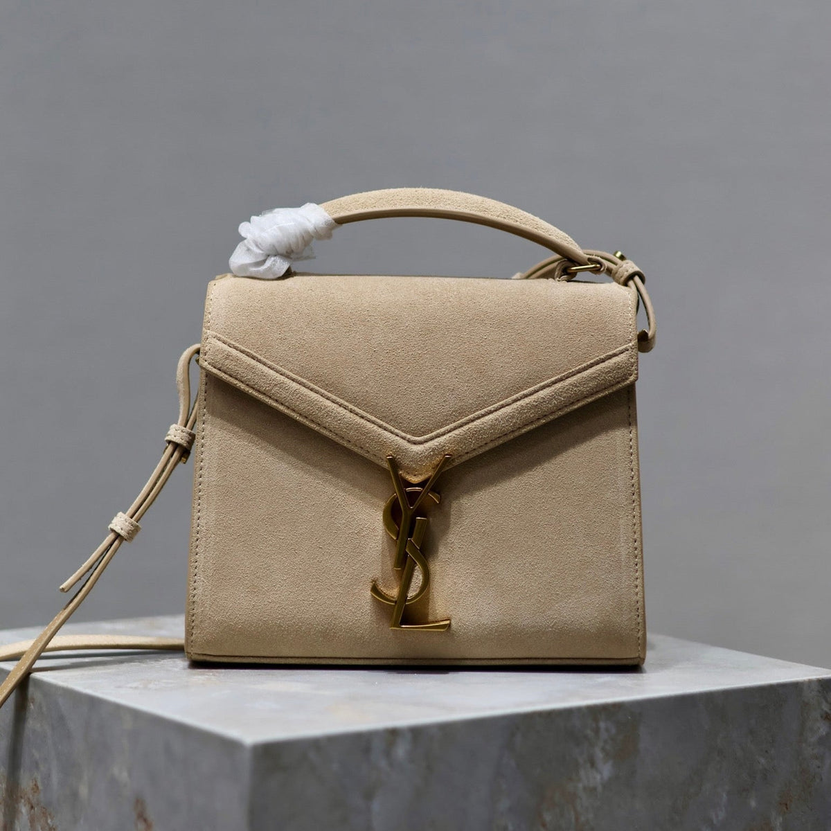 CASSANDRA MINI TOP HANDLE BAG 20 IN BEIGE SUEDE GOLD HARDWARE – Kal ...