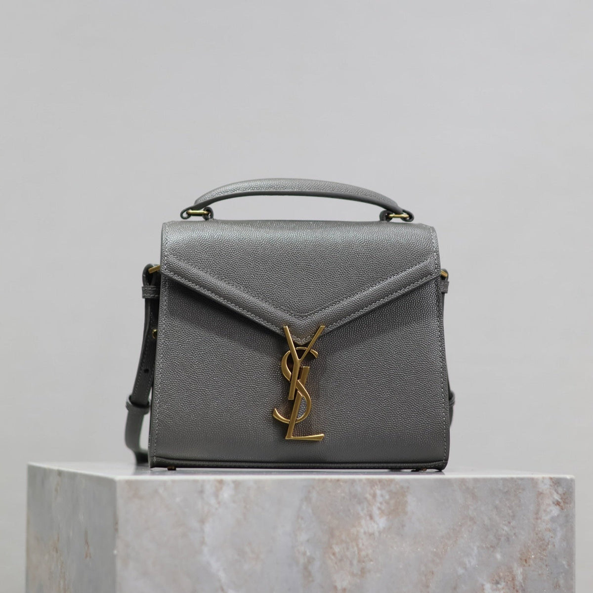 CASSANDRA MINI TOP HANDLE BAG 20 IN GRAY CALFSKIN GOLD HARDWARE – Meejuri